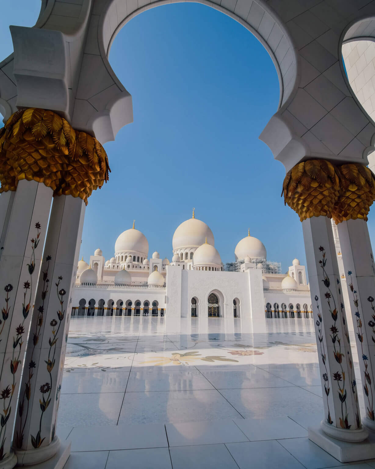 A Perfect Guide to Visiting Sheikh Zayed Grand Mosque - World of Lina